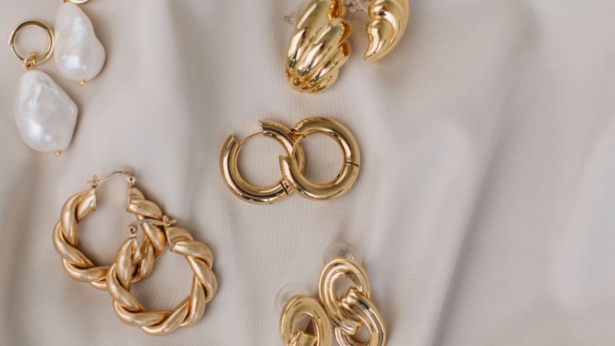 Why Does My Jewellery Tarnish And How Can I Prevent It? - Avvni The Store